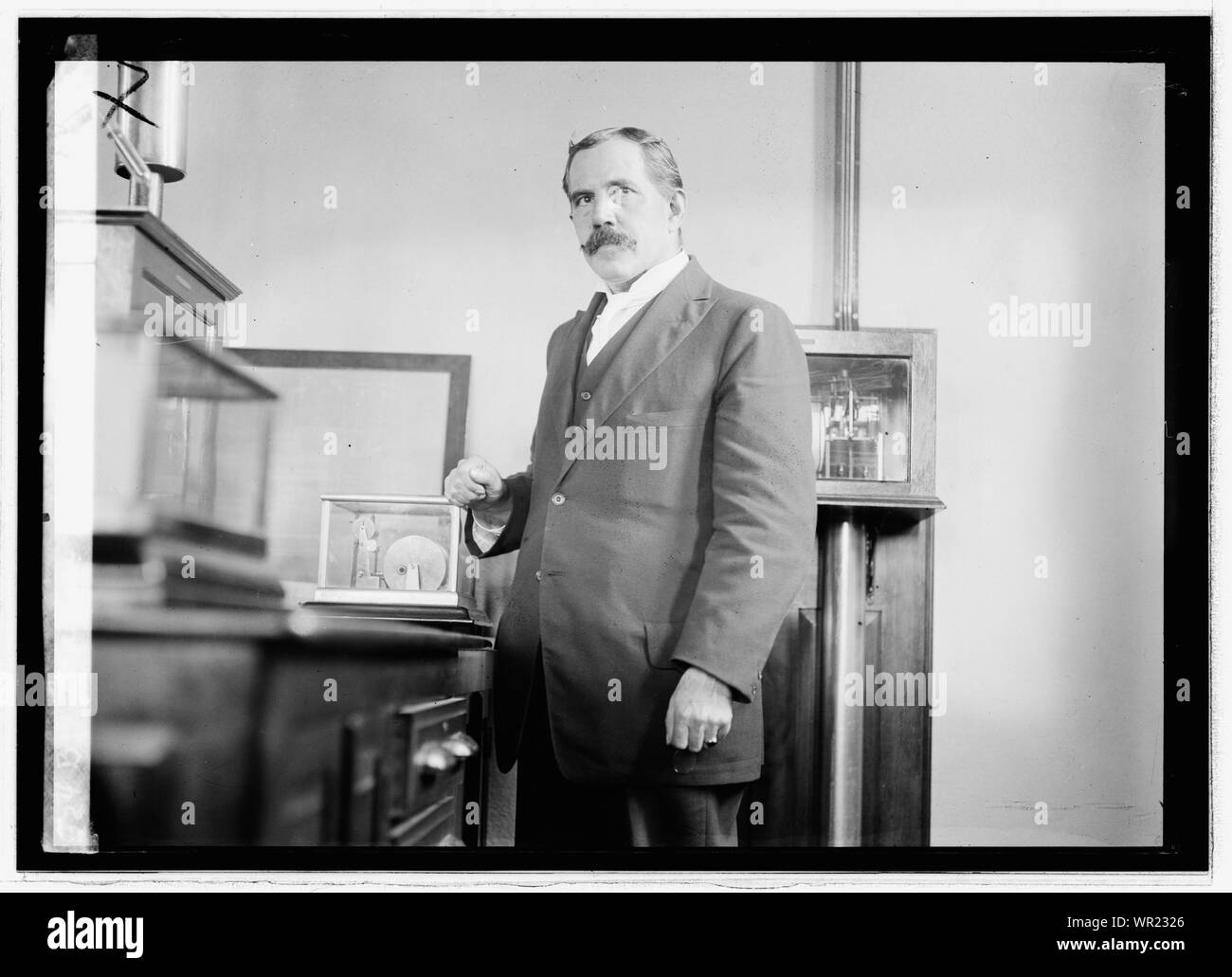 Weather services Black and White Stock Photos & Images - Alamy