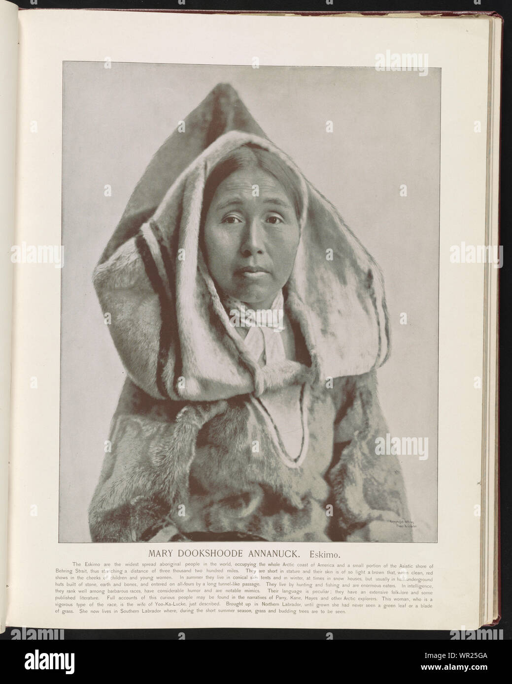 Mary Dookshoode Annanuck. Eskimo / A. Zeese & Co., Chi Stock Photo - Alamy