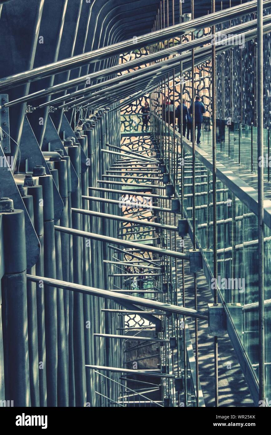 Metal building frame hi-res stock photography and images - Alamy