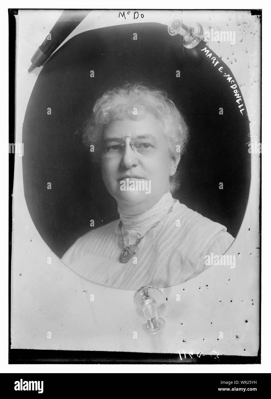 Mary e hi-res stock photography and images - Alamy