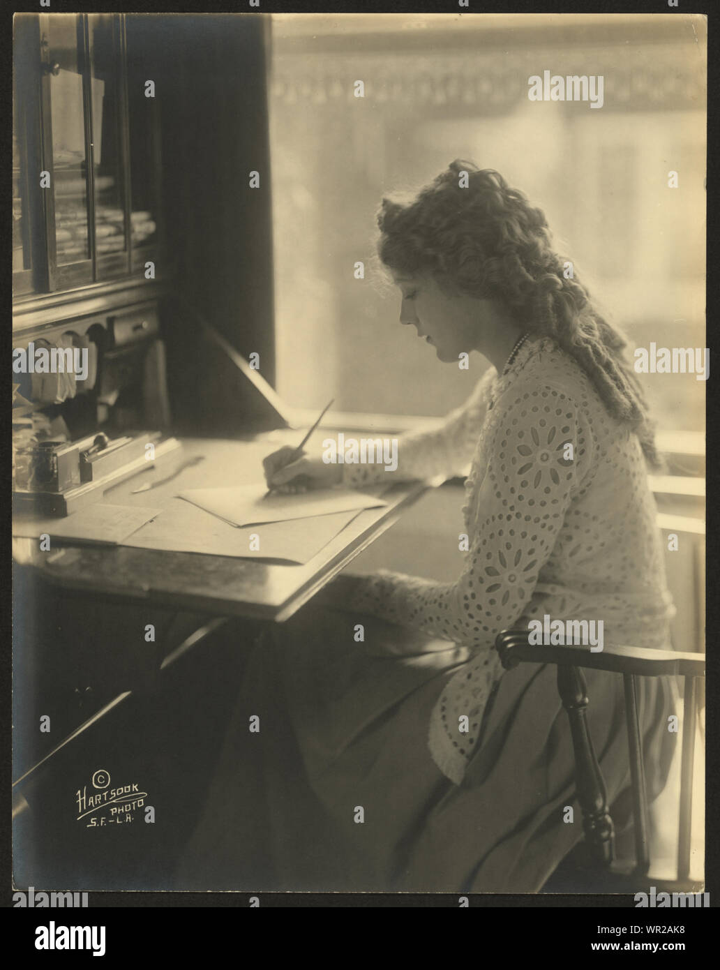 Movie letter writing hi-res stock photography and images - Alamy