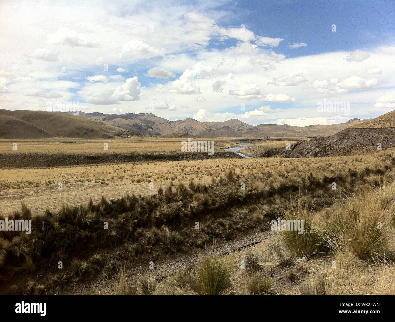 Cloudscape plain hi-res stock photography and images - Alamy