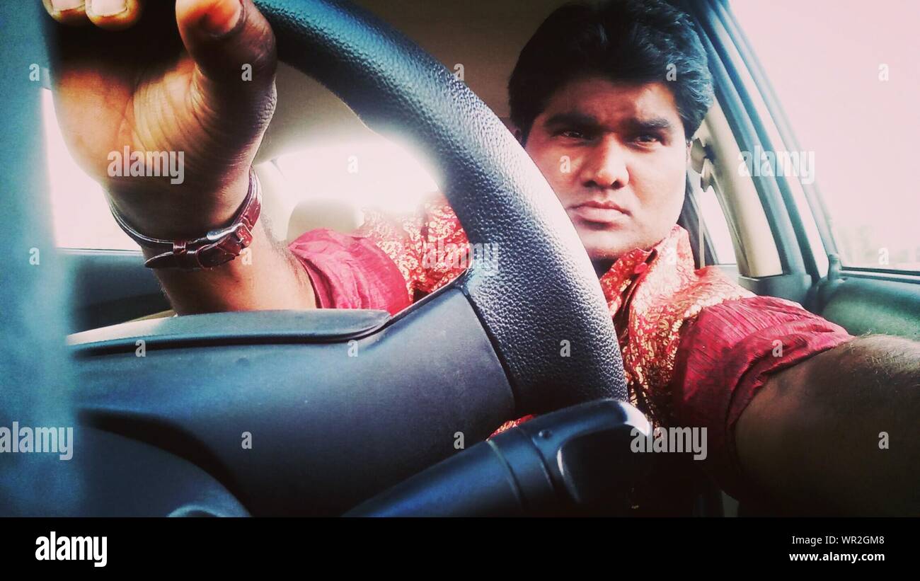 Man driving away hi-res stock photography and images - Alamy