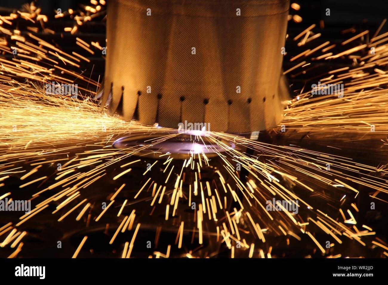 Shot welding hi-res stock photography and images - Alamy