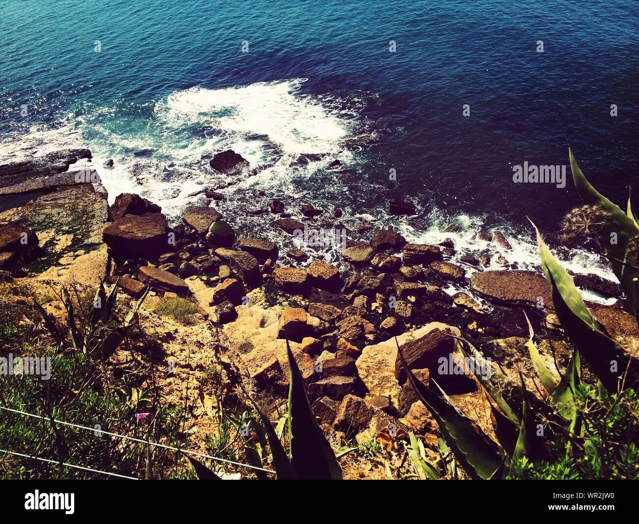 Edge rocks hi-res stock photography and images - Alamy