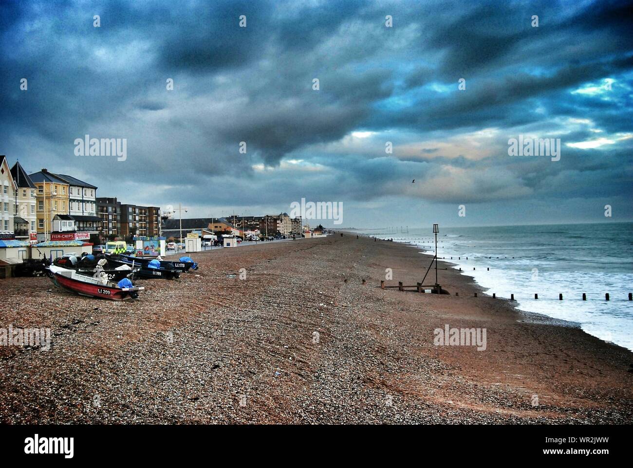 Overcast at the beach hi-res stock photography and images - Alamy