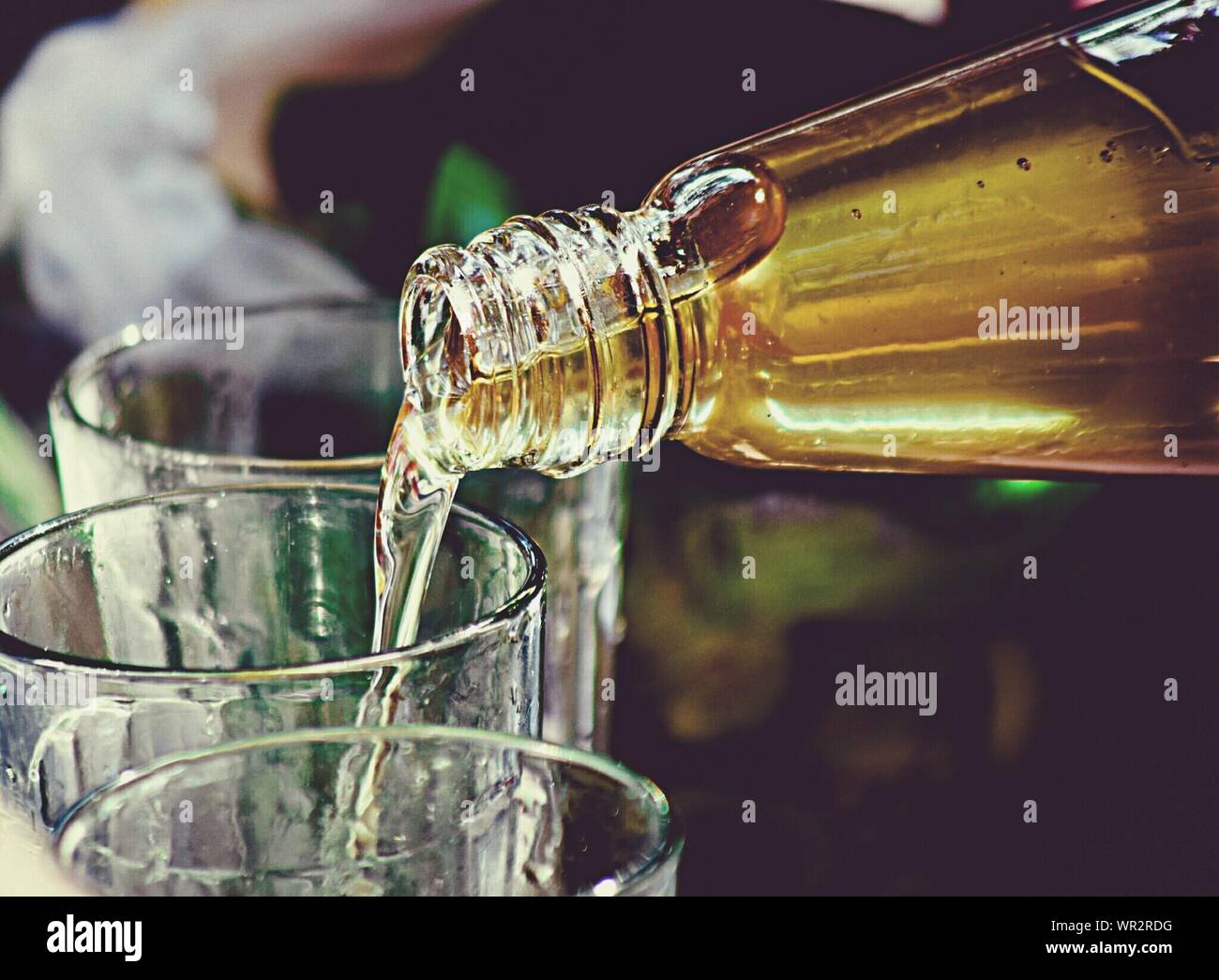 Beer pouring into glass hi-res stock photography and images - Alamy