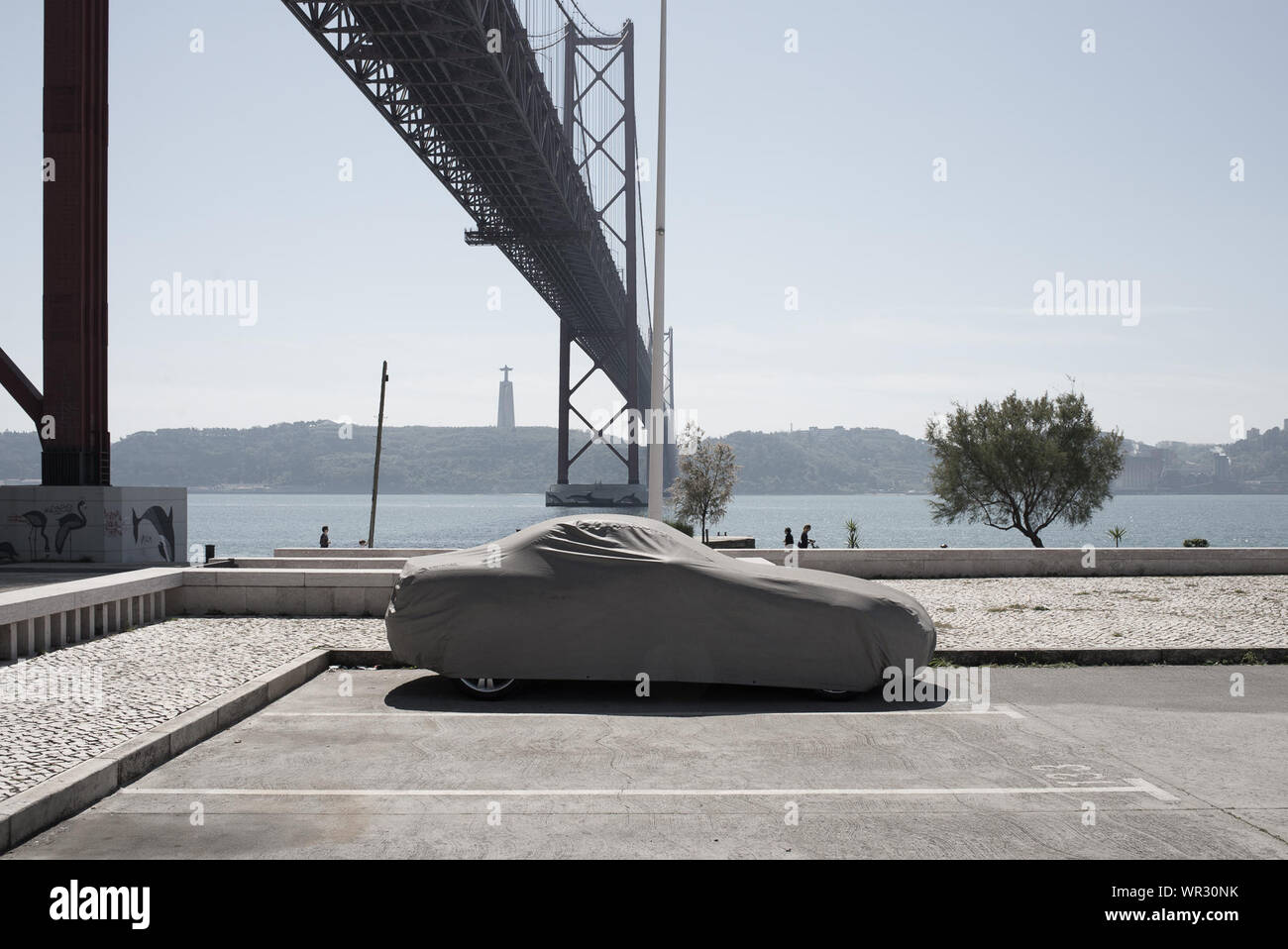 Car covered bridge hi-res stock photography and images - Alamy