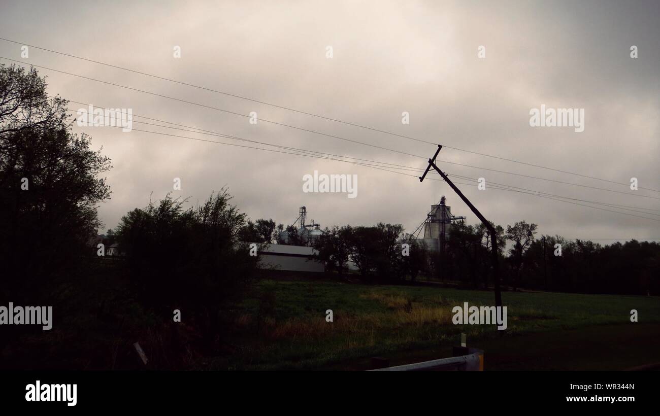 Broken wires hi-res stock photography and images - Alamy