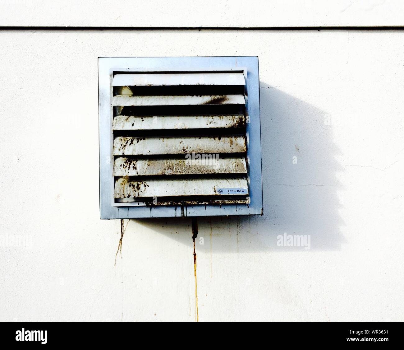 Wall vent hi-res stock photography and images - Alamy