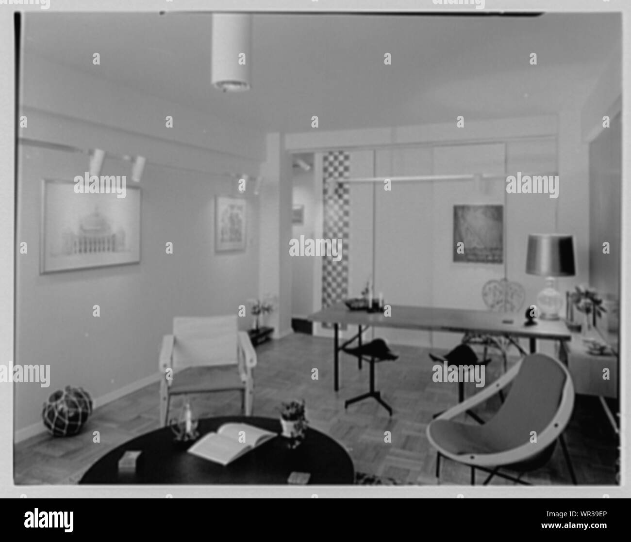 Maurice Medcalfe, residence at Beekman Pl., New York City Stock Photo ...