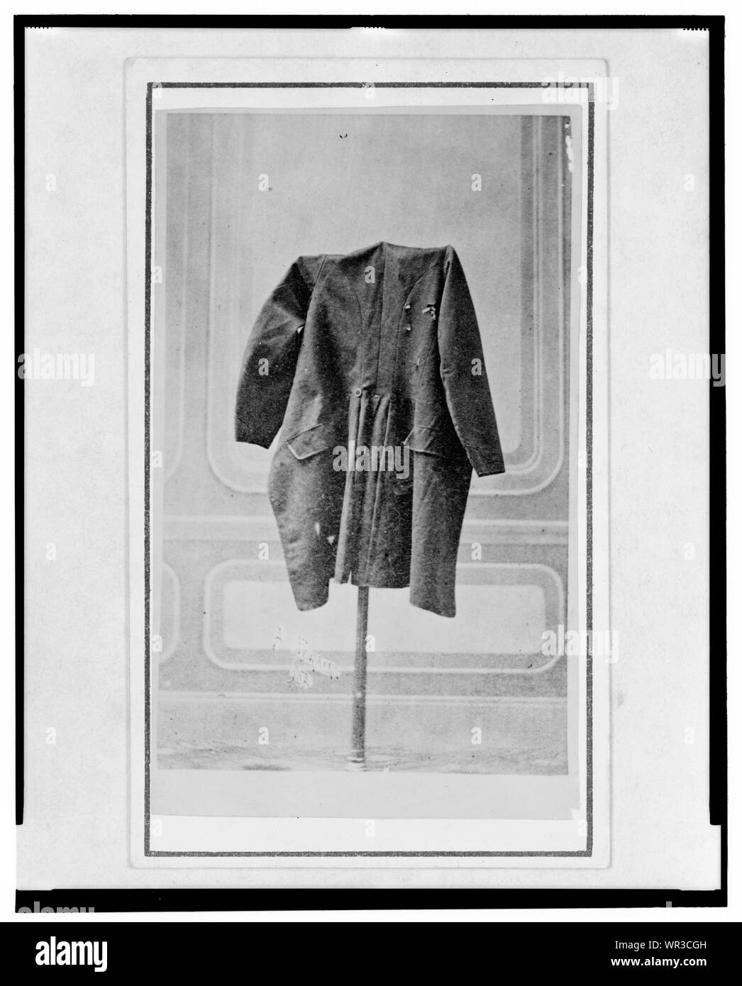 16th century clothes Black and White Stock Photos & Images - Alamy