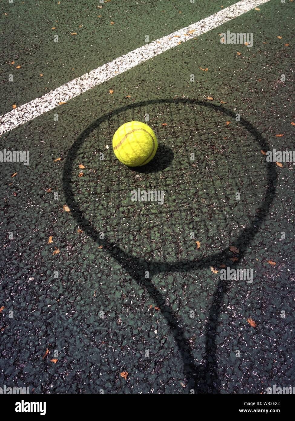 Tennis racket shadow hi-res stock photography and images - Alamy