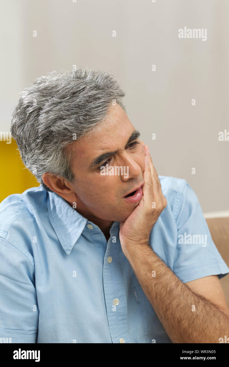 Old man with toothache hi-res stock photography and images - Alamy