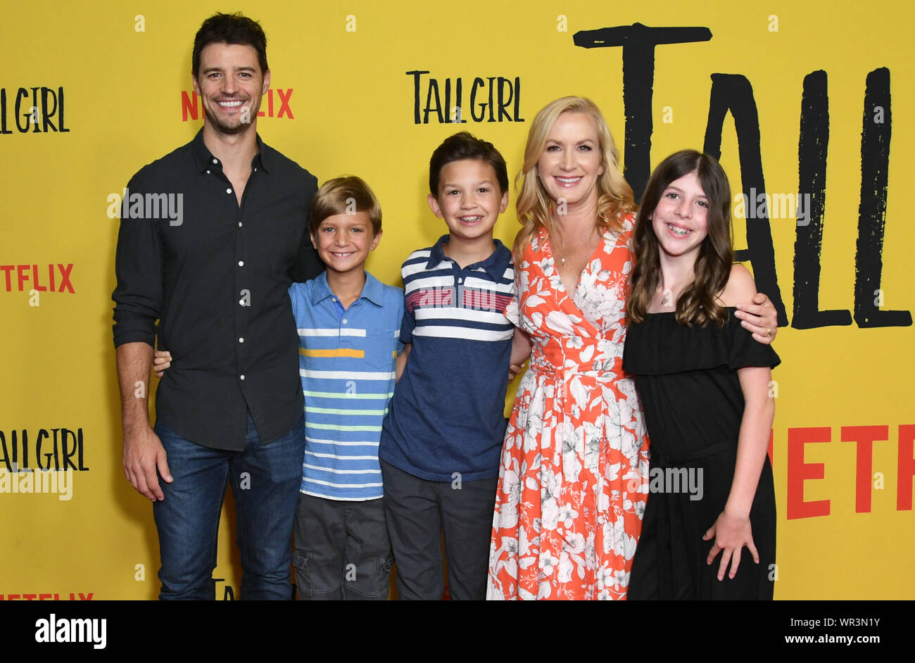 Tall girl netflix hi-res stock photography and images - Alamy