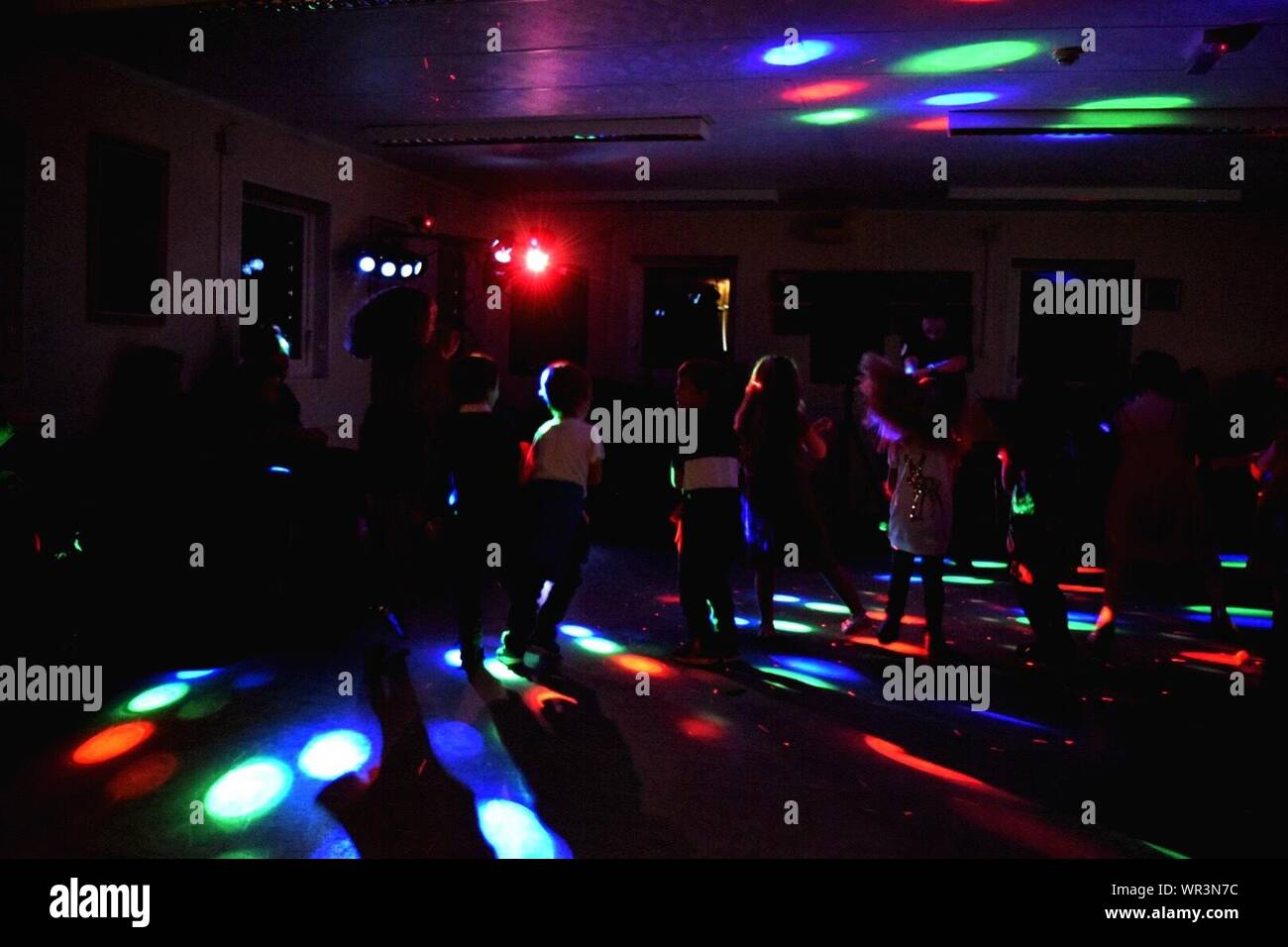 Party girls nightclub hi-res stock photography and images - Alamy