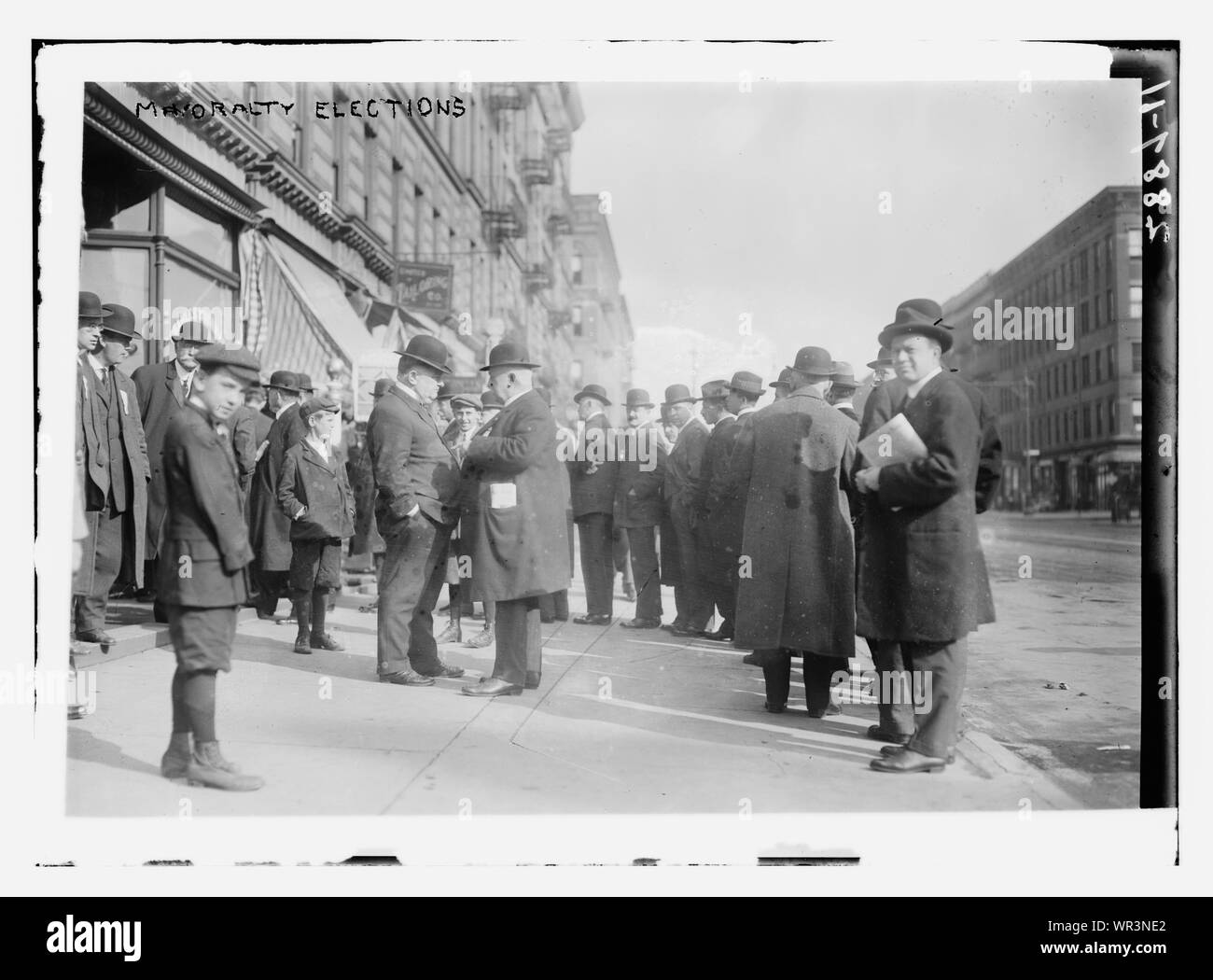 Mayoral elections Black and White Stock Photos & Images - Alamy
