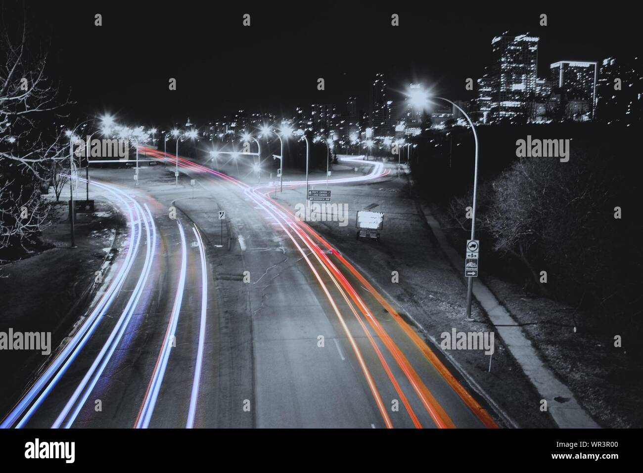 Road and markings and night hi-res stock photography and images - Alamy