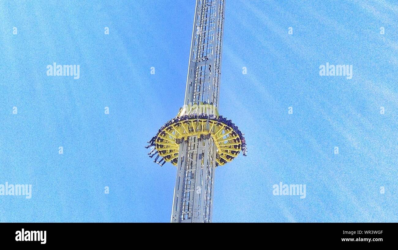 Drop ride hi-res stock photography and images - Alamy