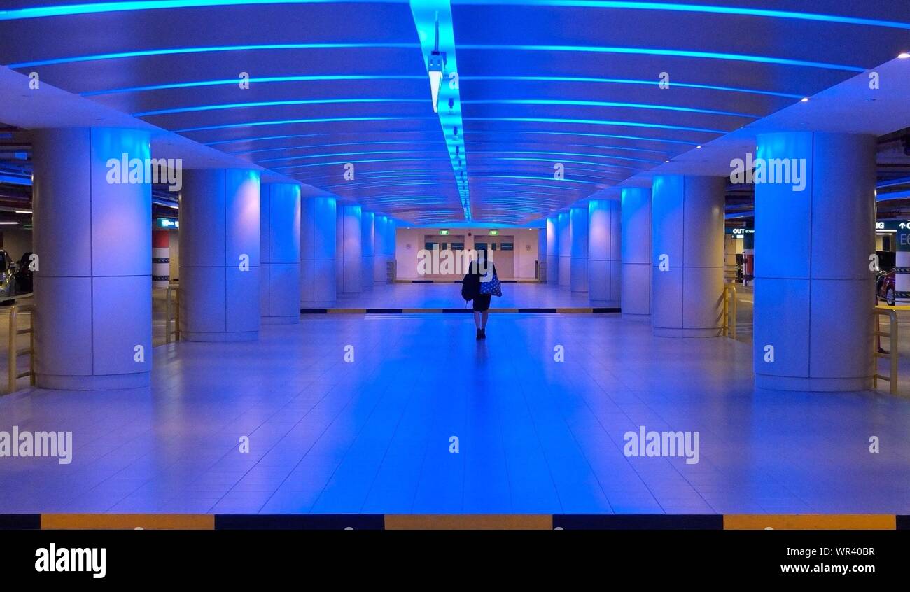Walking in the parking lot hi-res stock photography and images - Alamy