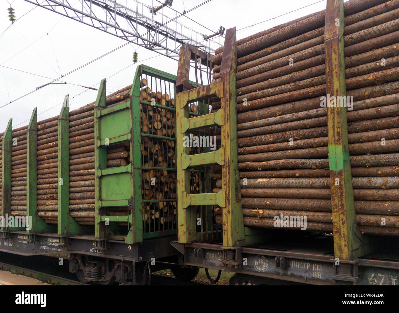 Timber rail carriage hi-res stock photography and images - Alamy