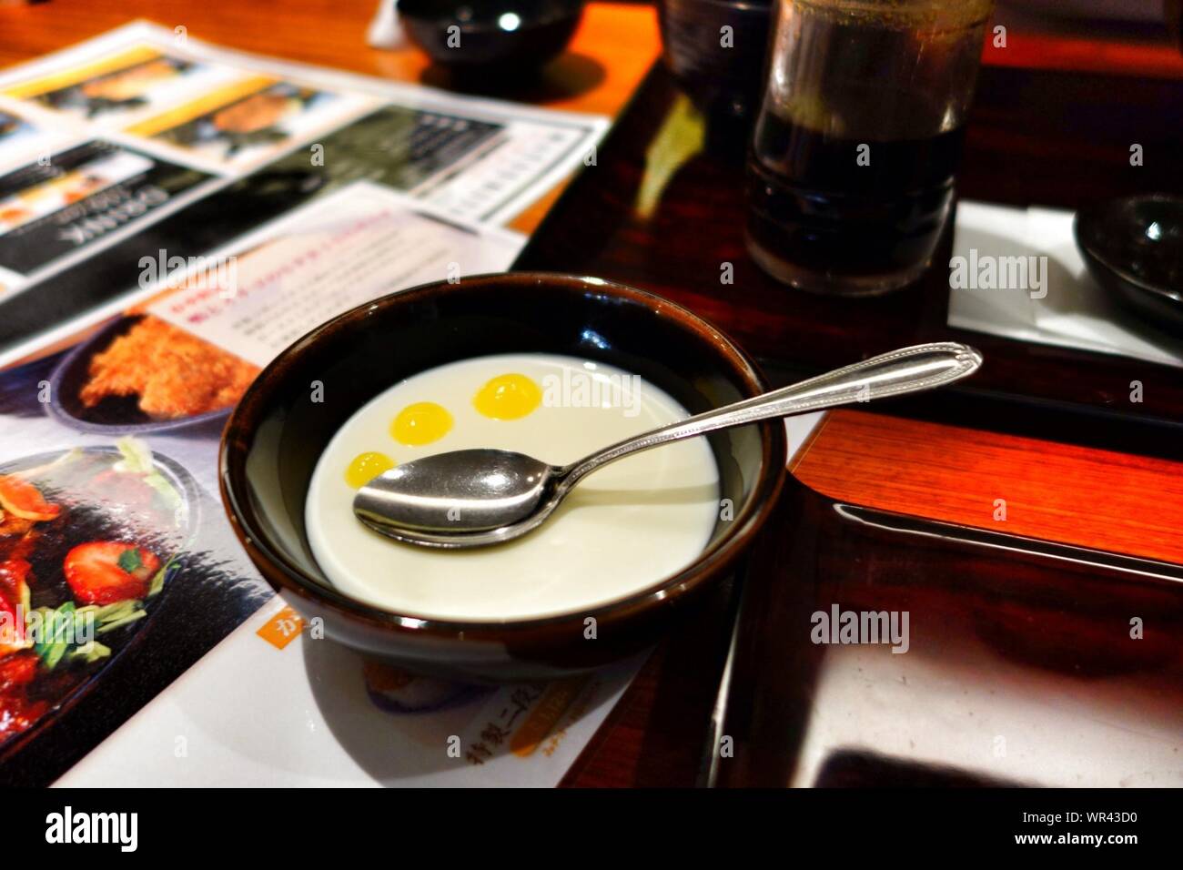 Almond junket hi-res stock photography and images - Alamy