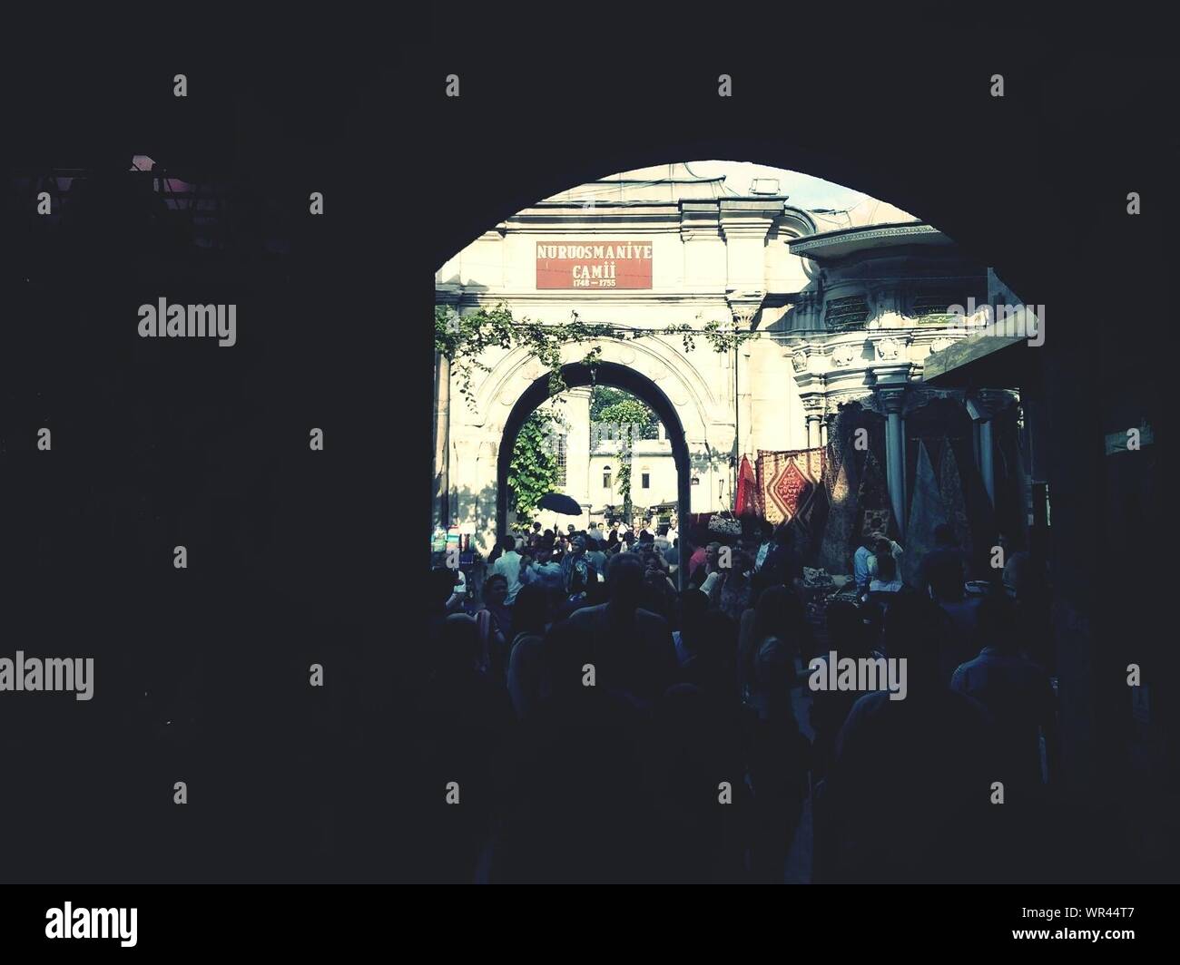 Old town alley large hi-res stock photography and images - Alamy