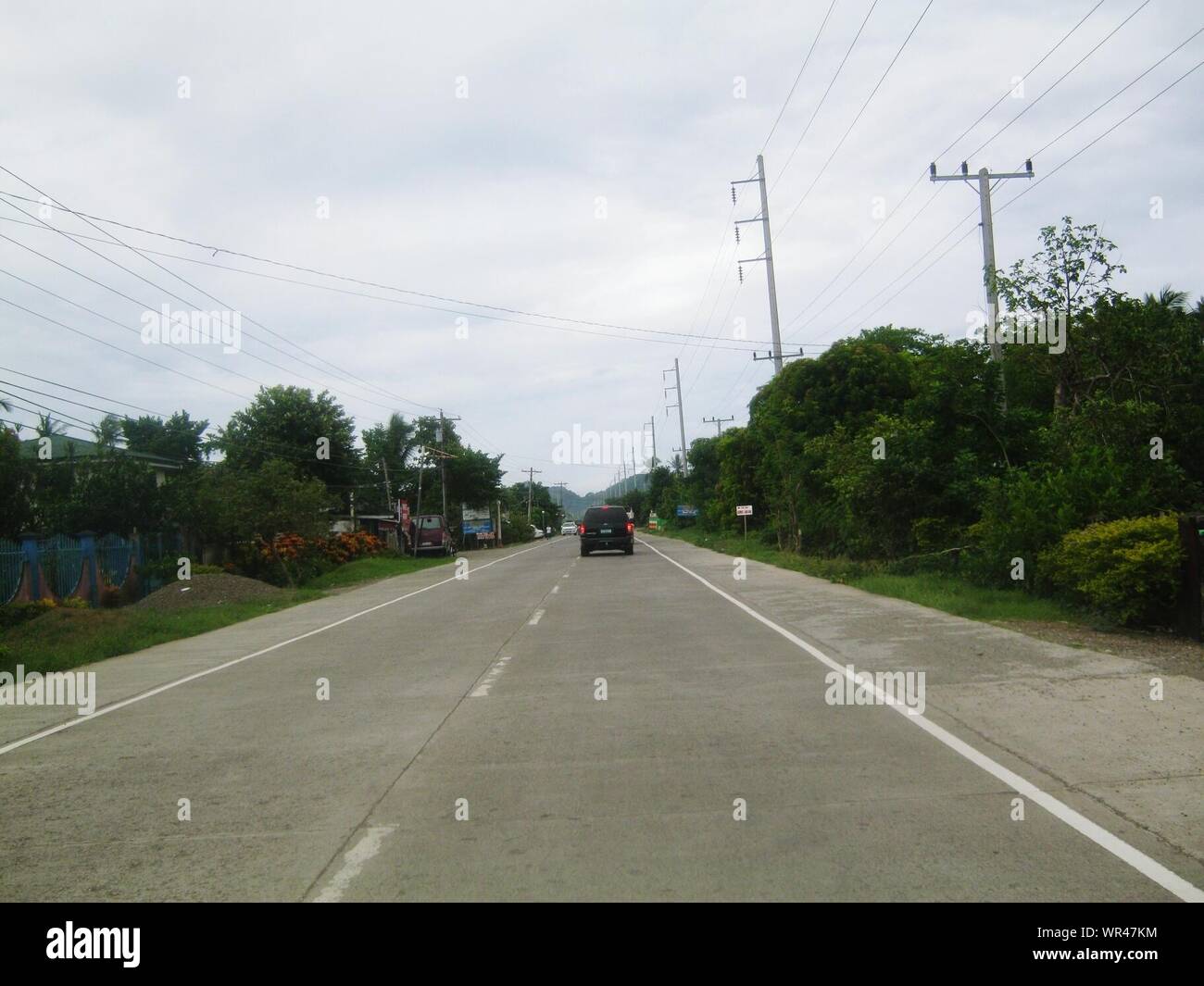 Car empty road hi-res stock photography and images - Alamy