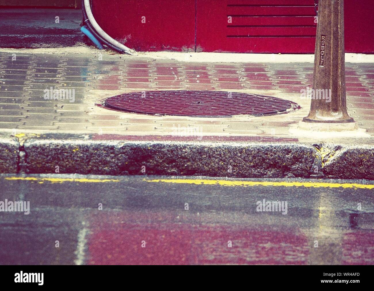 Pollution water manhole hi-res stock photography and images - Alamy