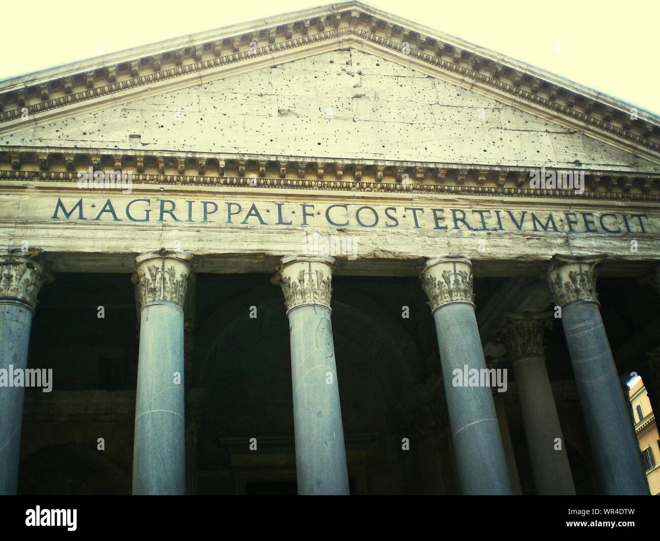 Pantheon exterior hi-res stock photography and images - Alamy