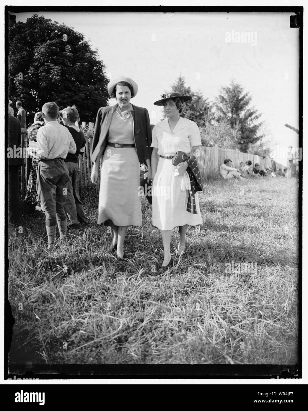 Me DeWith, left & Mrs. Philys O. Coffin, right Stock Photo - Alamy