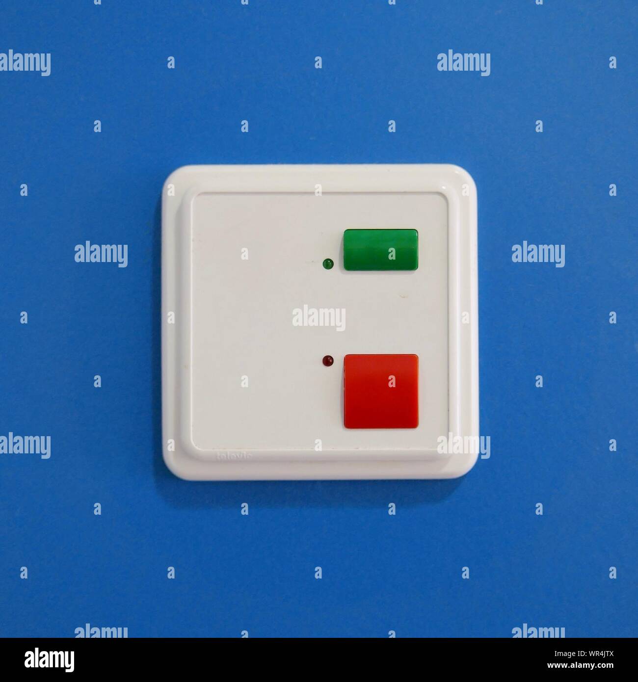 Red and blue buttons hi-res stock photography and images - Alamy