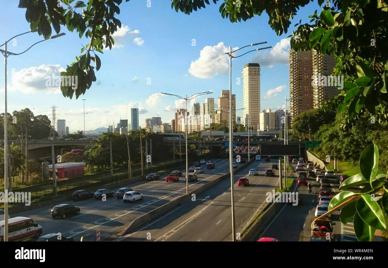 Multiple skyscrapers hi-res stock photography and images - Alamy