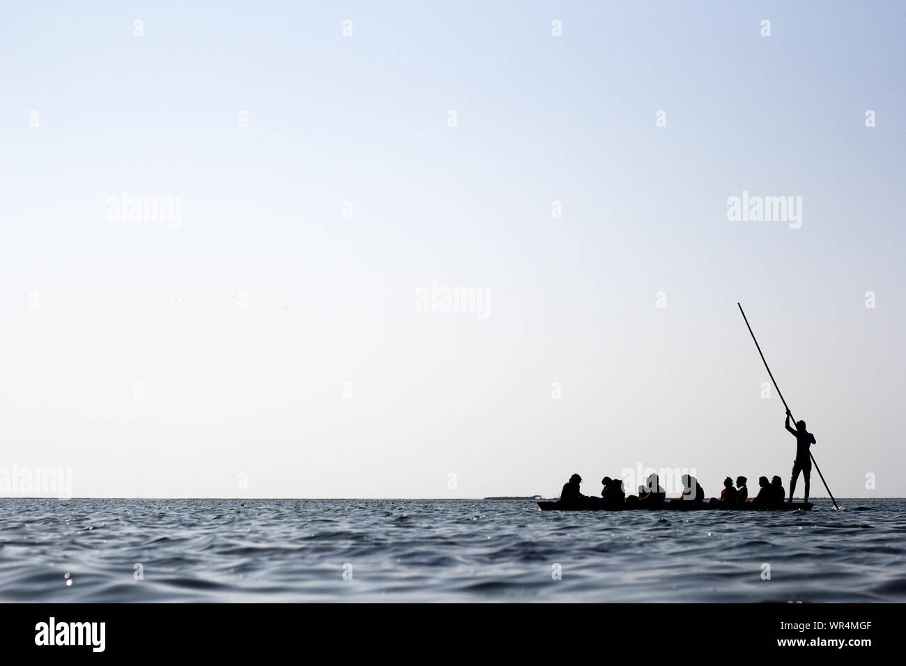 Silhouette travel by raft hi-res stock photography and images - Alamy