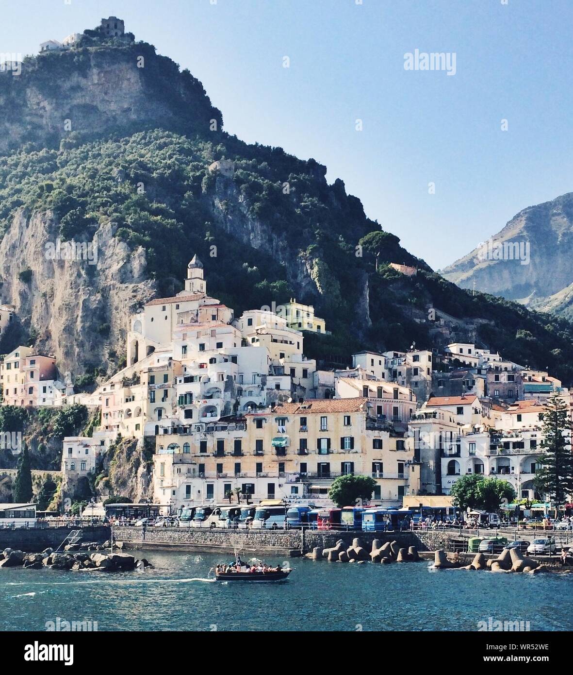 Amalfi and cliff hi-res stock photography and images - Alamy
