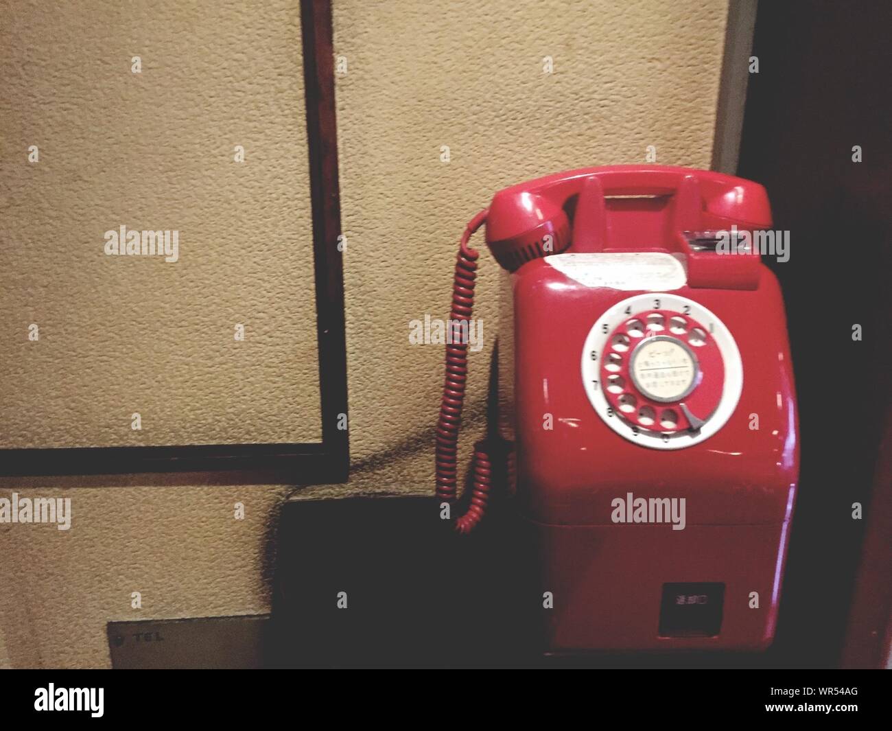Close up phone old red hi-res stock photography and images - Alamy
