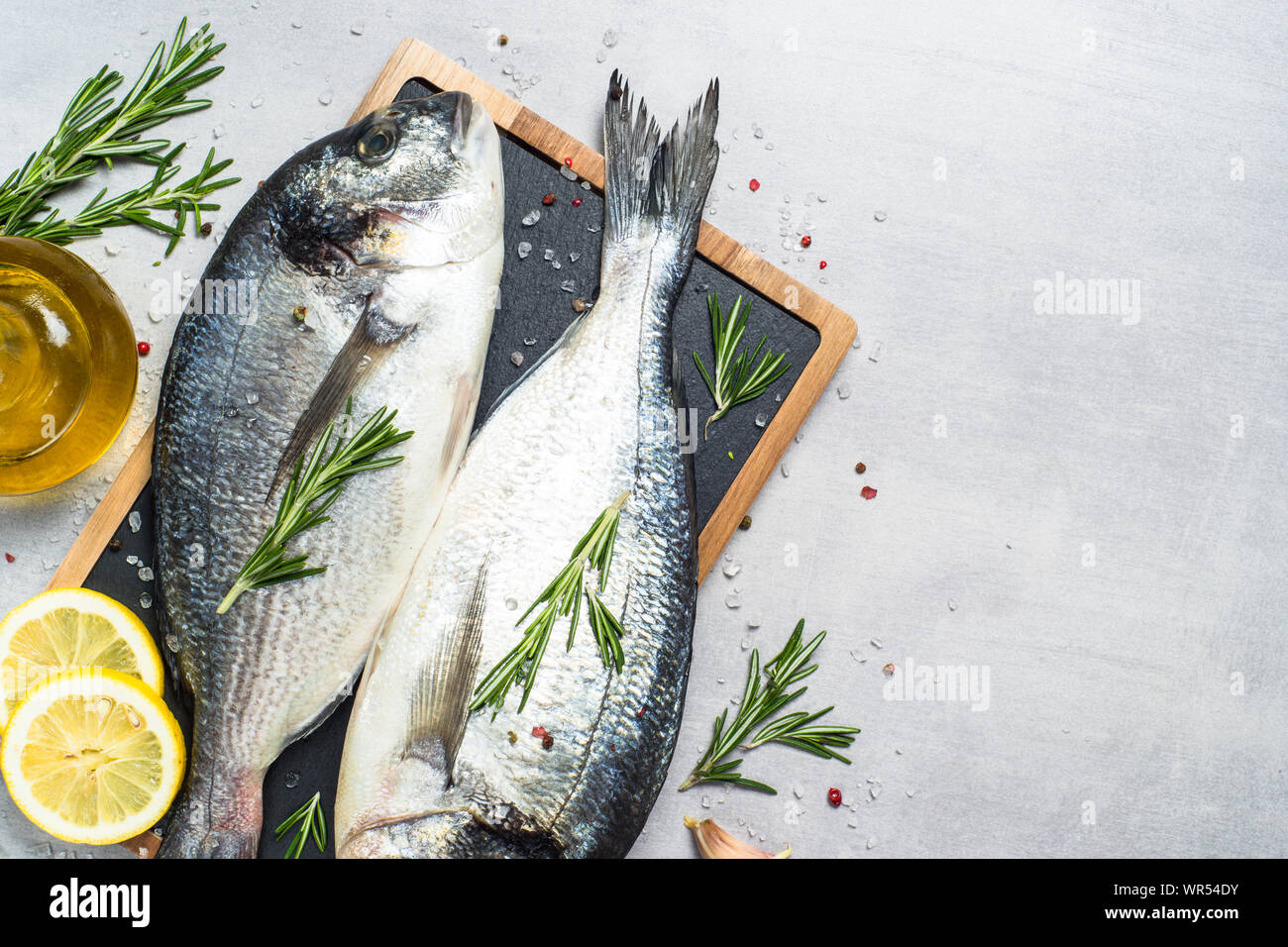 Fresh dorado fish spices hi-res stock photography and images - Alamy