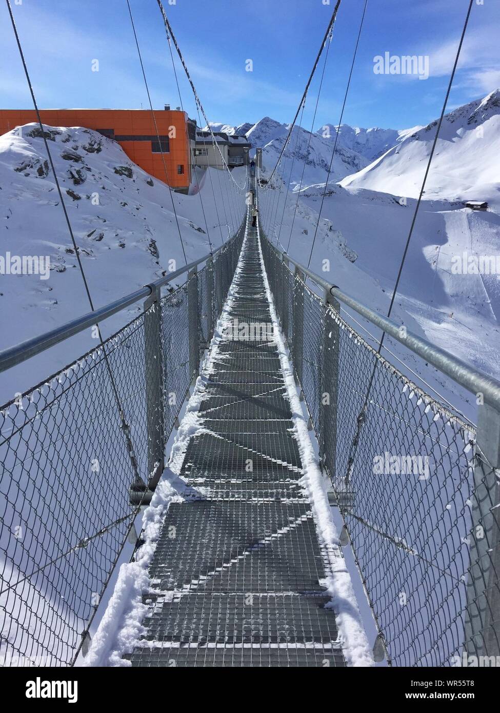 Stubnerkogel suspension bridge hi-res stock photography and images - Alamy