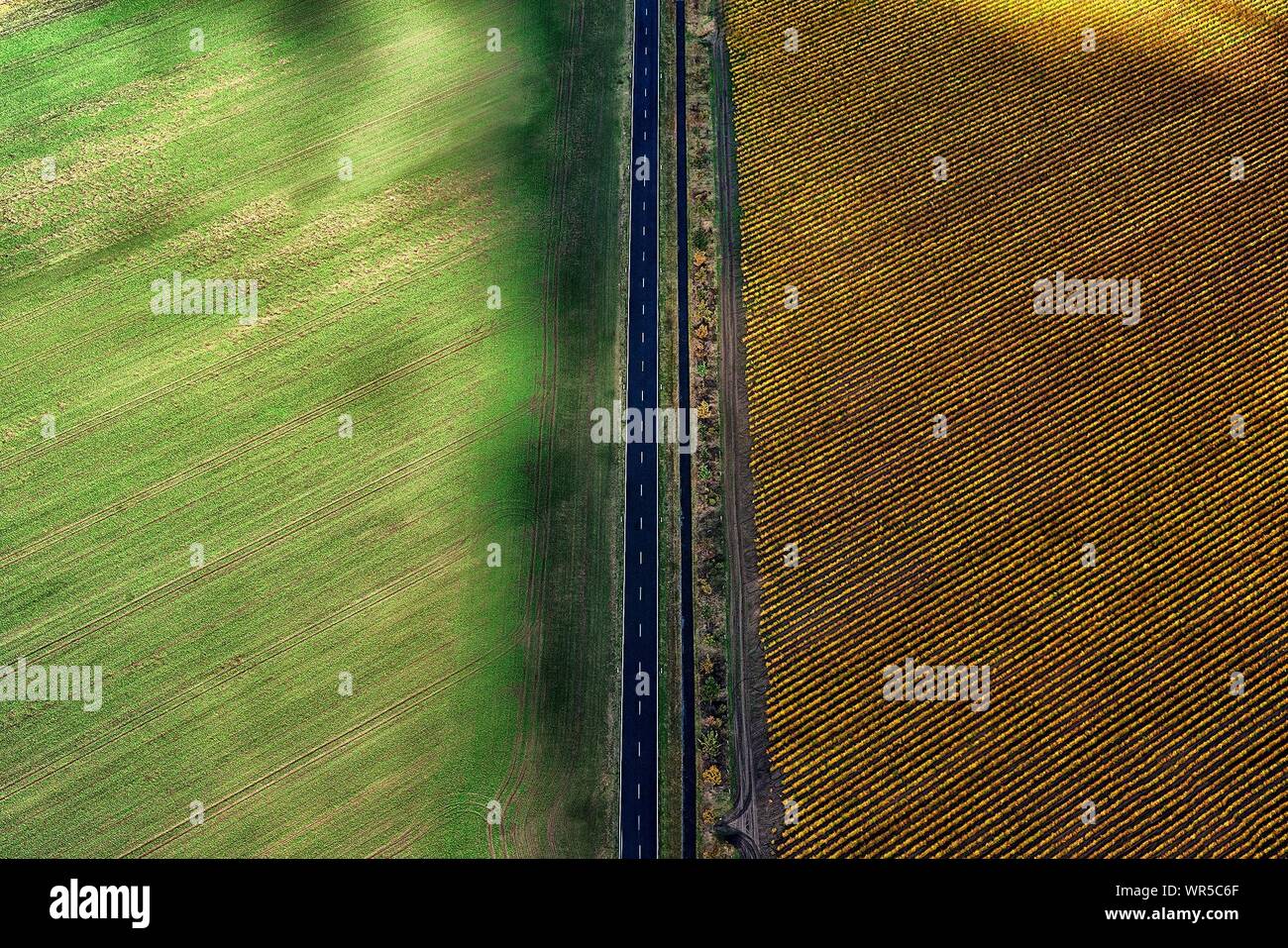 Aerial view of country hi-res stock photography and images - Alamy