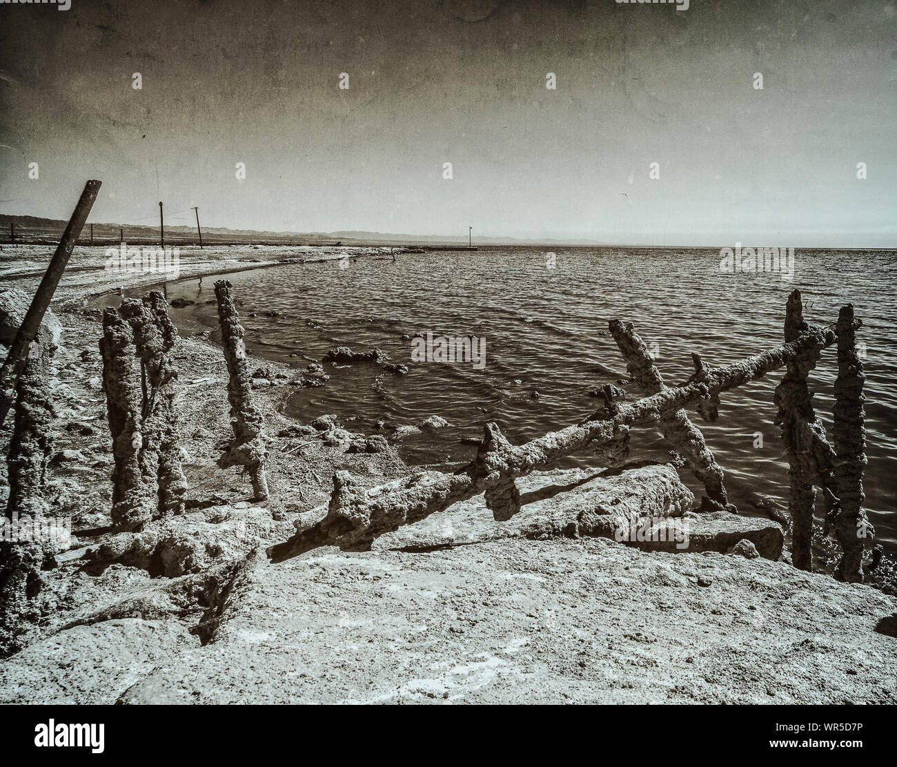 Wooden sea structures hi-res stock photography and images - Alamy