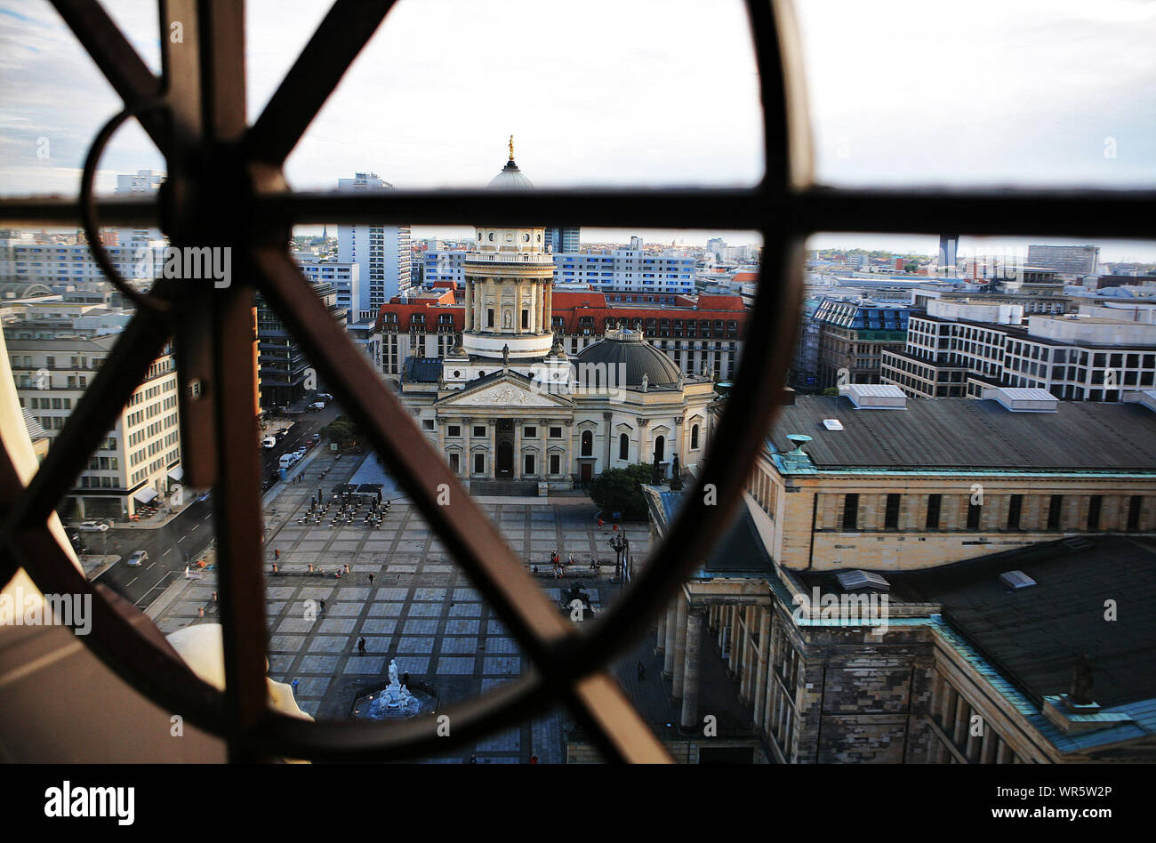 Neue kirche hi-res stock photography and images - Alamy