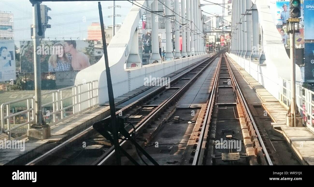 Billboard Railway Tracks High Resolution Stock Photography and Images ...