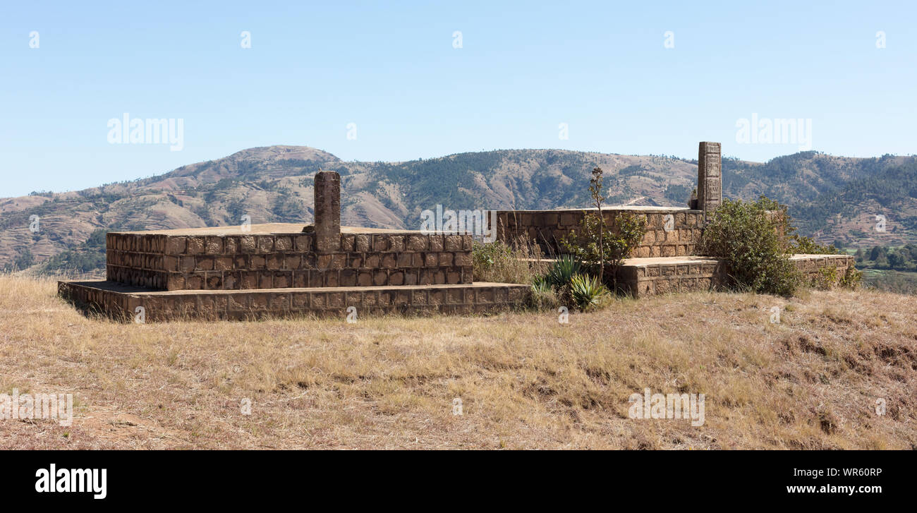 Traditional tomb in the south of Madagascar Stock Photo - Alamy