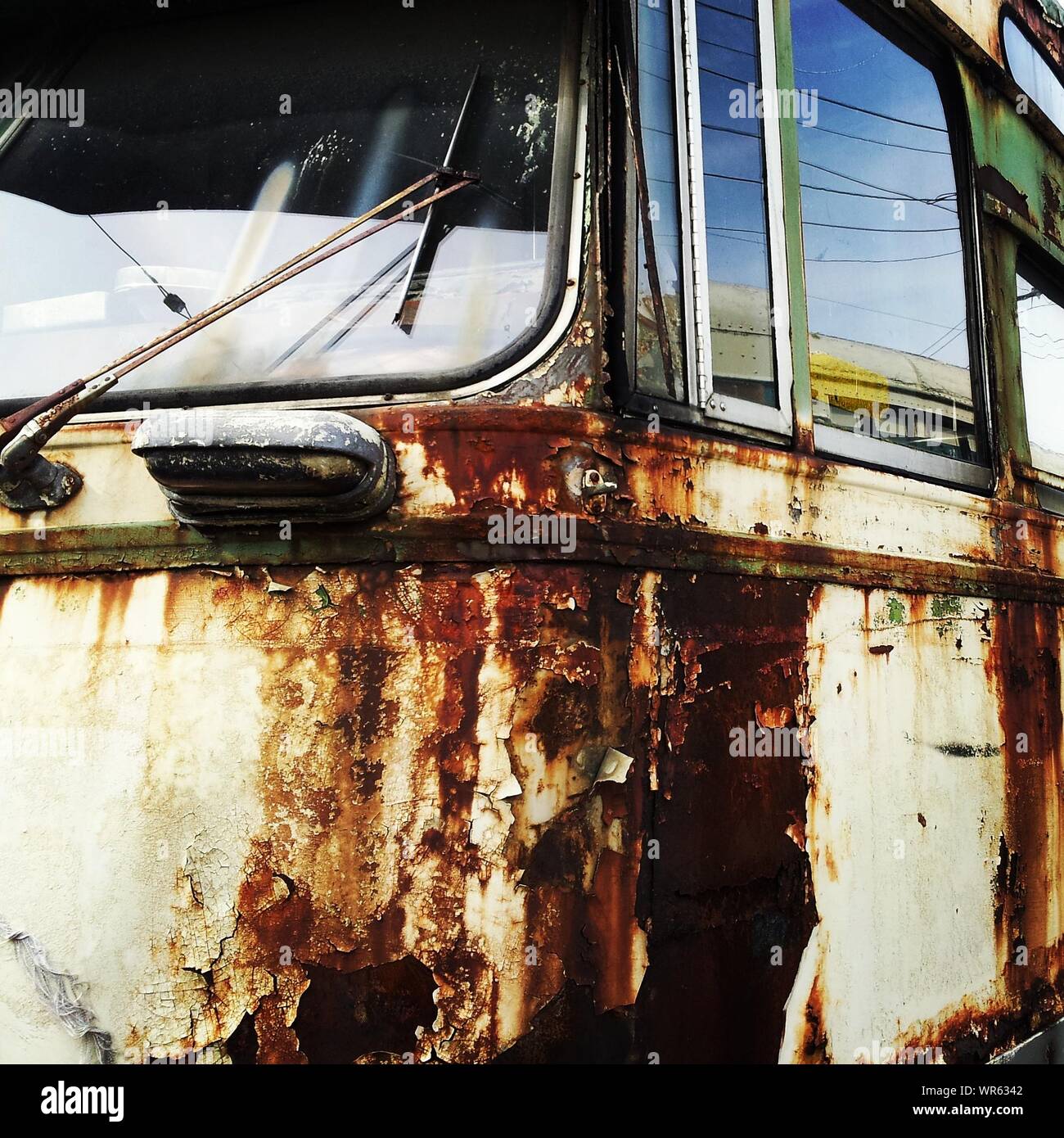 Rusty van hi-res stock photography and images - Alamy