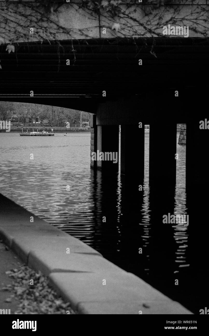 Lake reflection below bridge architecture hi-res stock photography and ...