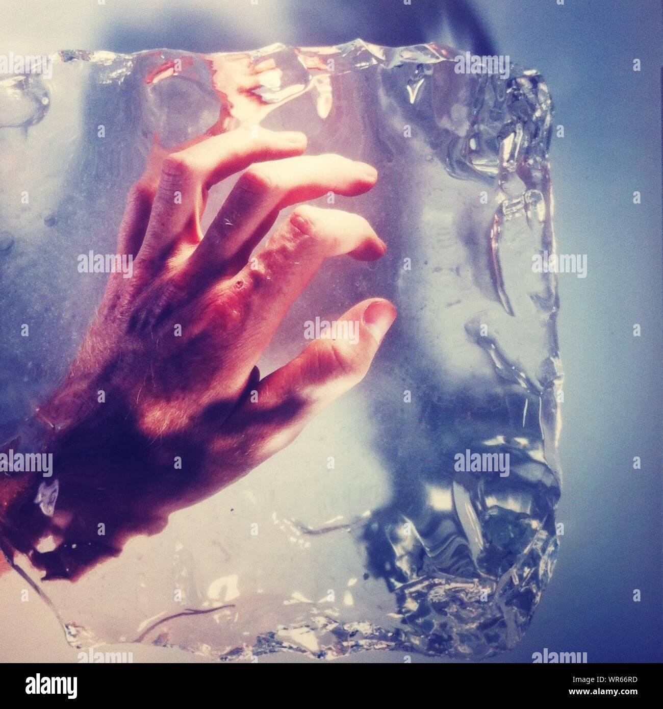 Ice frozen hand hi-res stock photography and images - Alamy