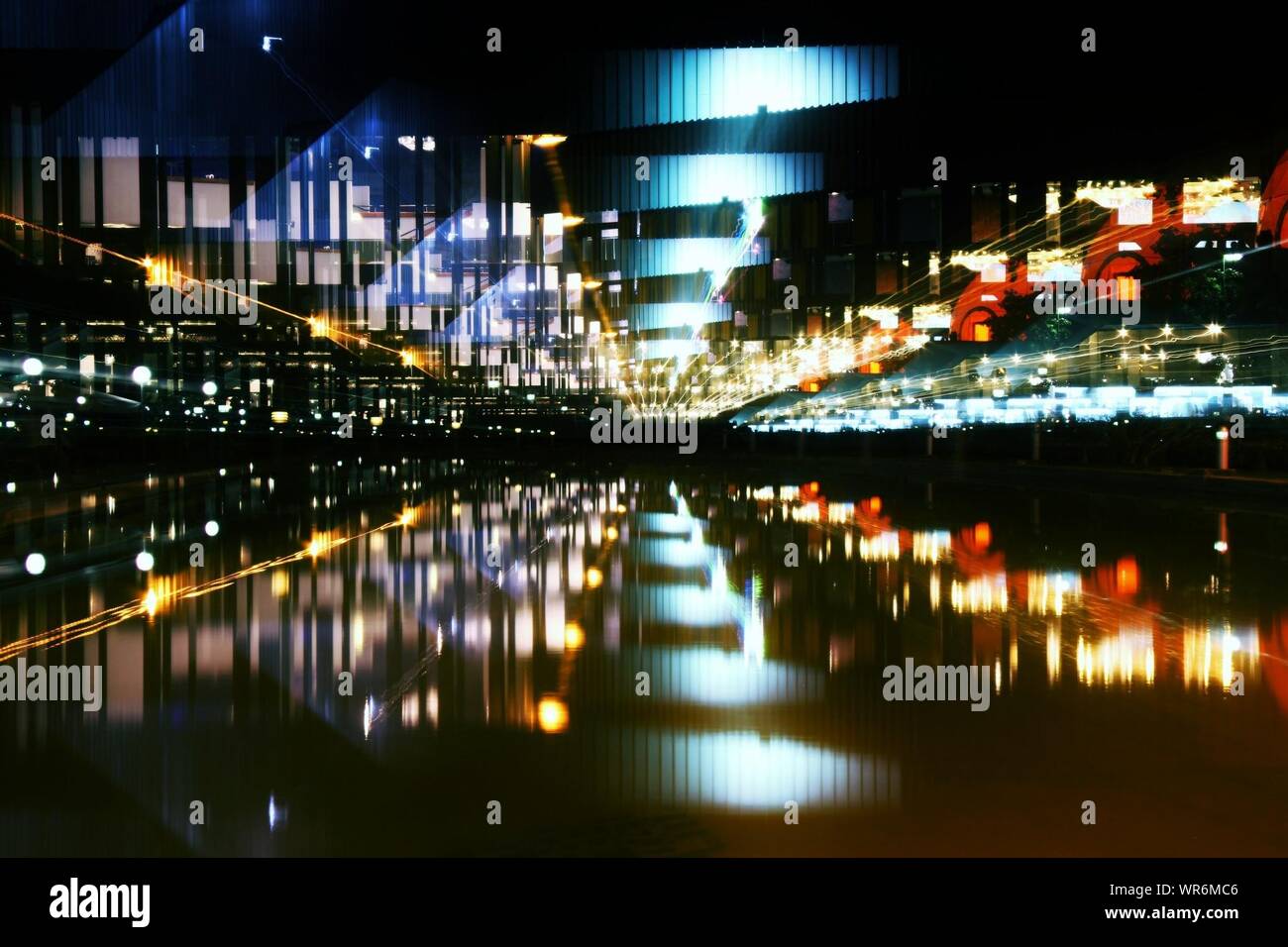 Water theater hi-res stock photography and images - Alamy