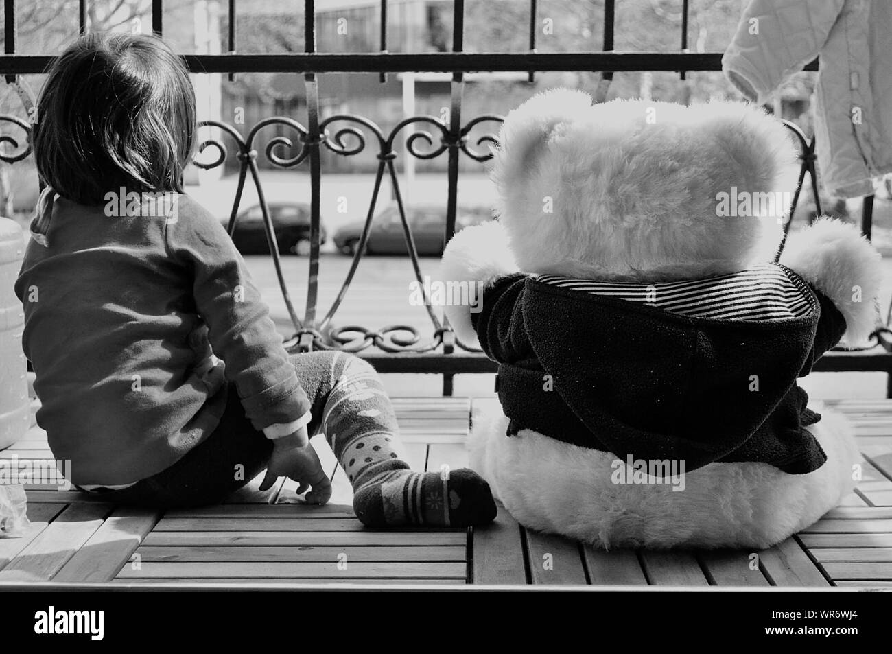 Boy with bear hi-res stock photography and images - Alamy