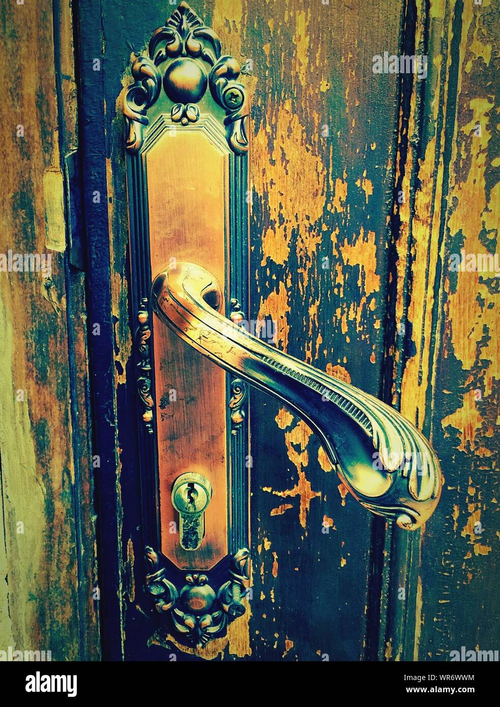 Old wooden door handle hi-res stock photography and images - Alamy