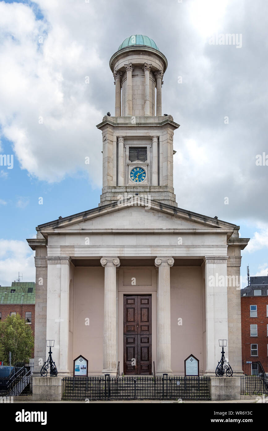 Dublin upper mount street hi-res stock photography and images - Alamy